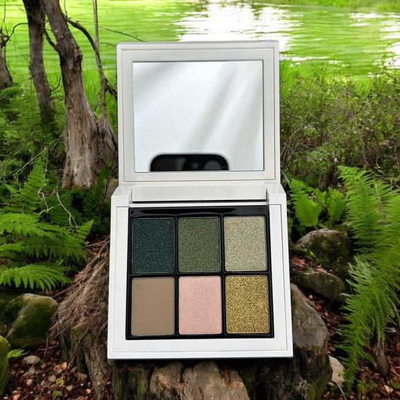 Zara | Makeup | Zara Color Palette In Smoky Greens Gold Blush For Eyes ...